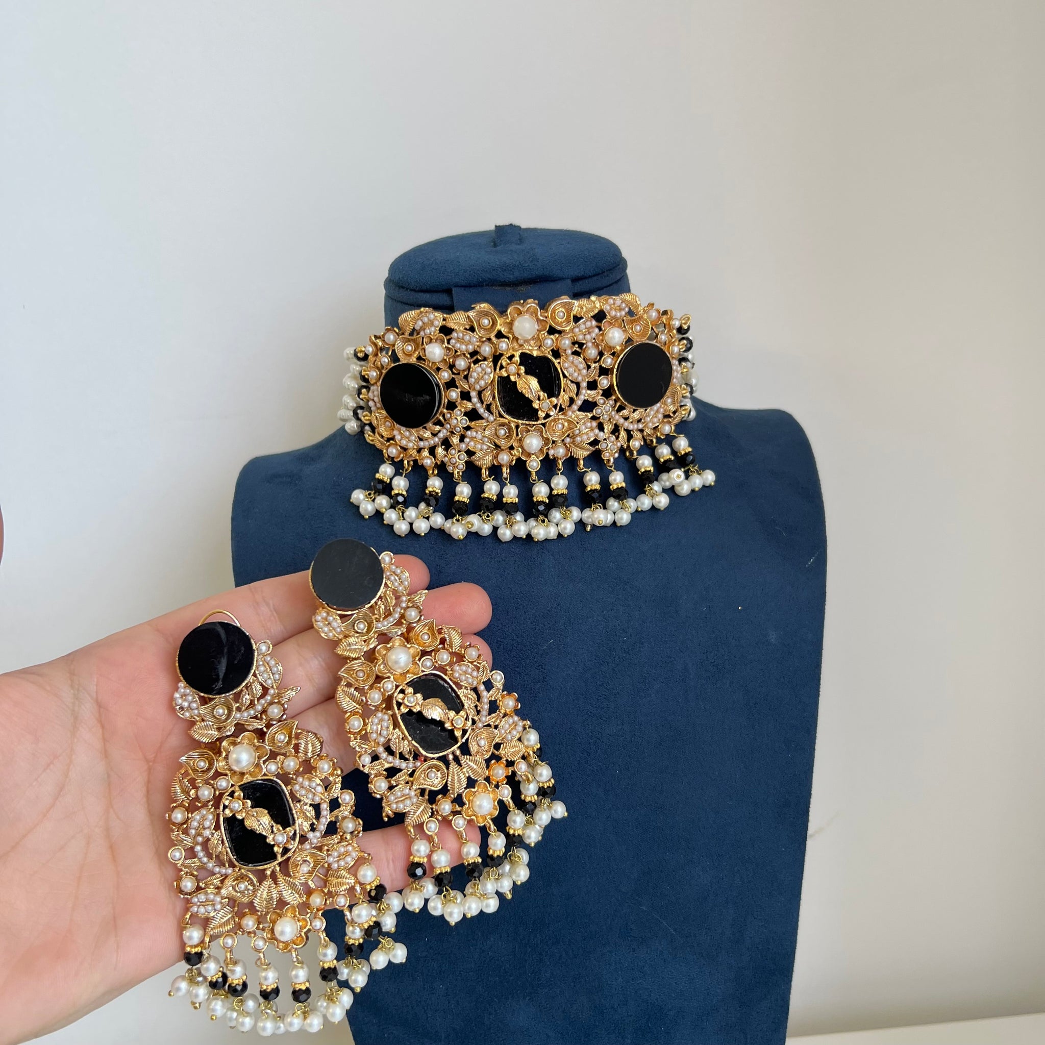 Rozina Choker Set Black | Al Sapha